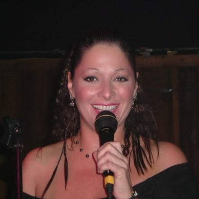 Jeannie LaValley - Band in Lebanon TN - BandMix.com