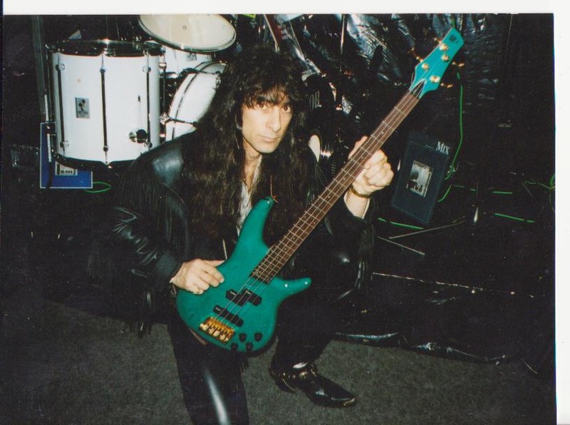 Bassist Rick Bozzo - Musician in Tarzana CA - BandMix.com