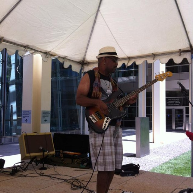 Rodell-RPBASS69 - Musician in Sacramento CA - BandMix.com