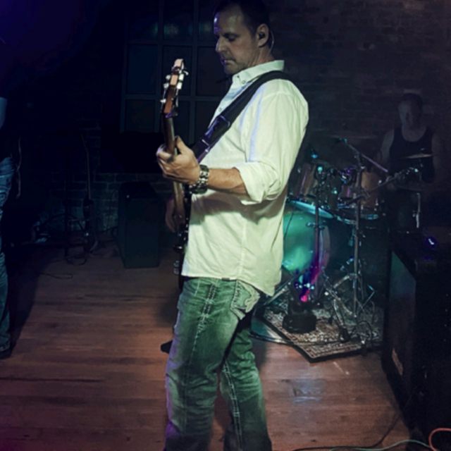 Rob Hall - Musician in Clemmons NC - BandMix.com