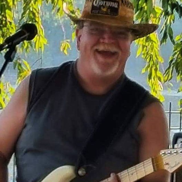 Willabe Storms - Musician in Covington KY - BandMix.com