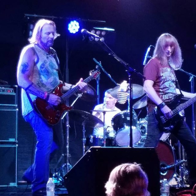 Seven Day Weekend - Band in Coal City IL - BandMix.com