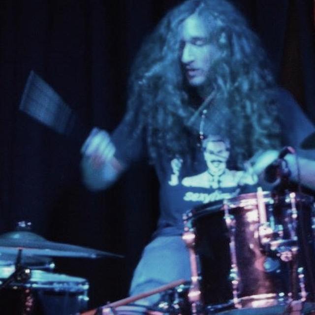 Willy 2 legs - Musician in Englewood CO - BandMix.com