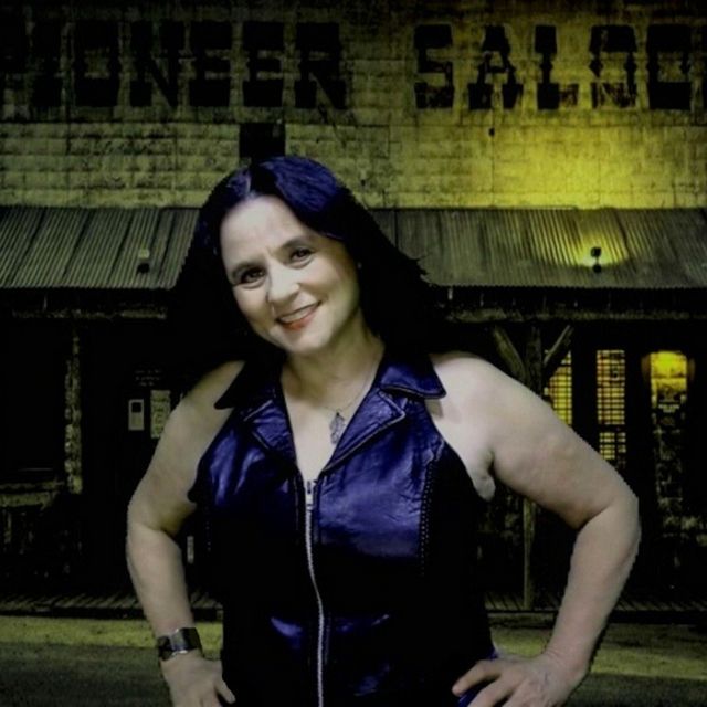 Dawn Renee - Musician in Naples FL - BandMix.com