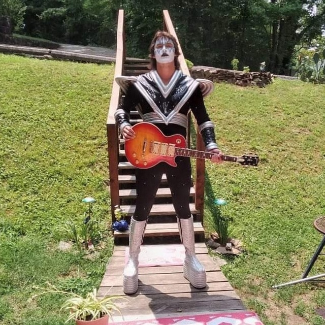 Daniel Sneed - Band in Chattanooga TN - BandMix.com