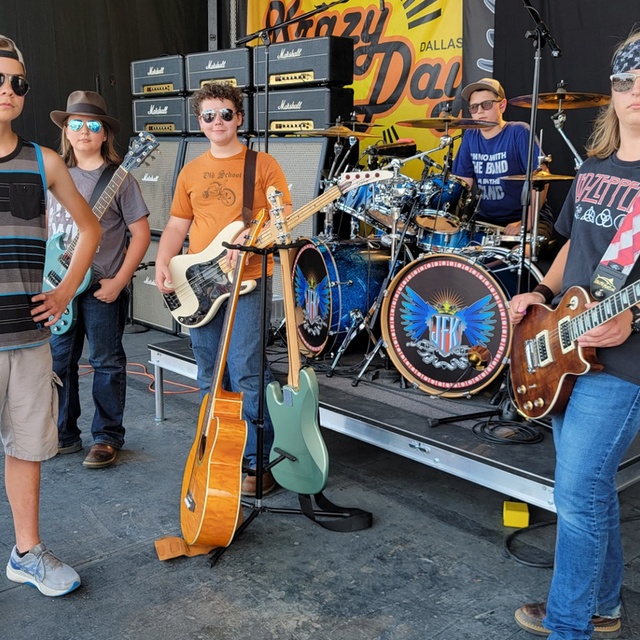 Beef Chicken - Band in Monmouth OR - BandMix.com