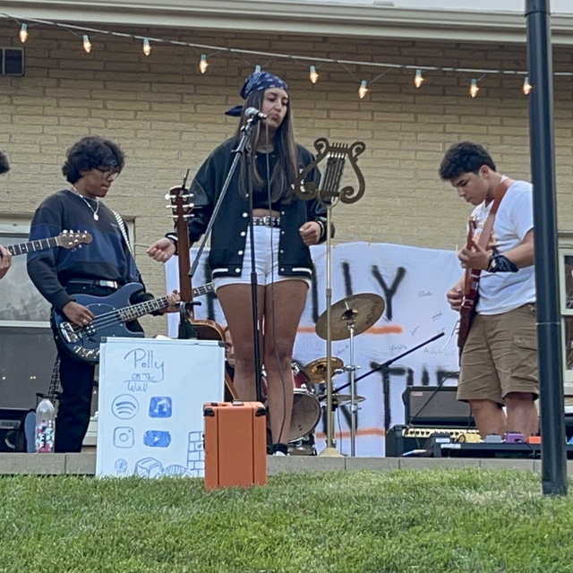 Headrush - Band in Addison IL - BandMix.com