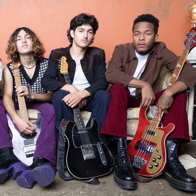 Familiar Faces - Band in Long Beach CA - BandMix.com