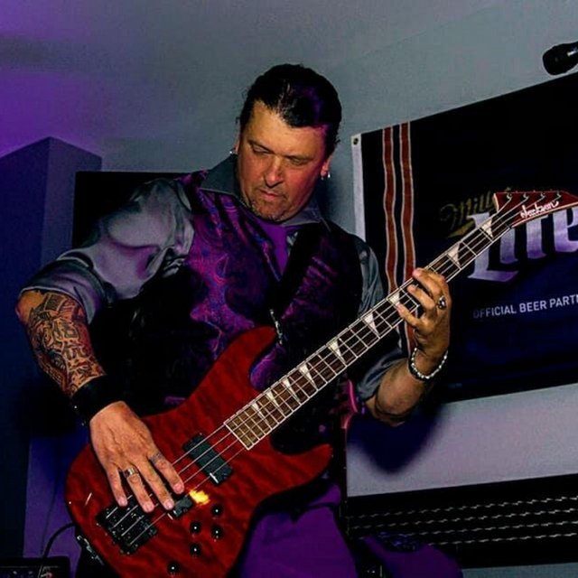 Corey bassist - Musician in Homer Glen IL - BandMix.com