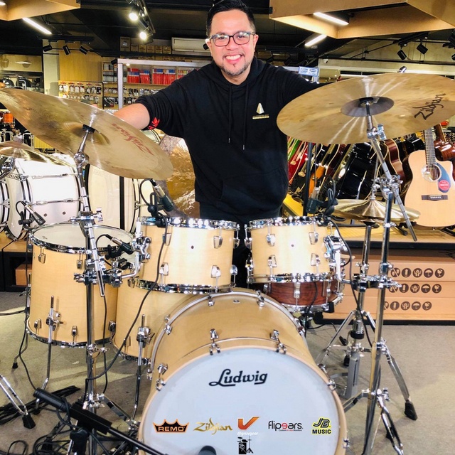 michael1728112 - Musician in Kyle TX - BandMix.com