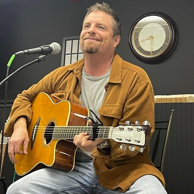 Robert E Linscott Jr - Musician in Salisbury MA - BandMix.com