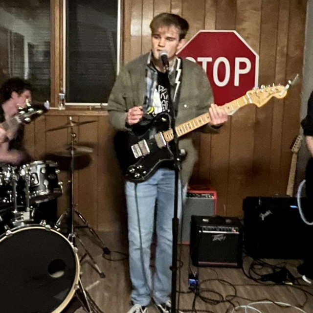 jonasb - Musician in Lincoln NE - BandMix.com