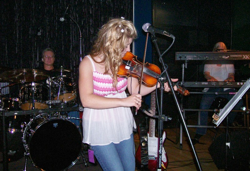 sarah dunn - Band in Neosho MO - BandMix.com