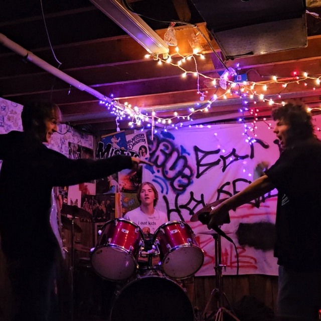 Bored Housewives - Band in Altoona IA - BandMix.com