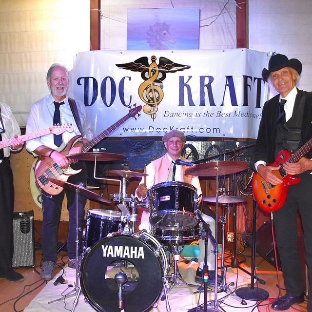 Doc - Band in Freestone CA - BandMix.com