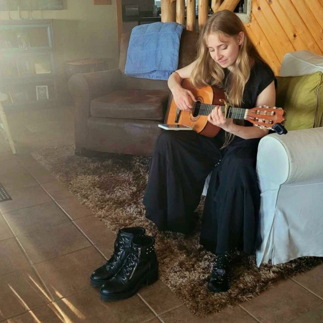 Saveah - Musician in Onalaska WI - BandMix.com