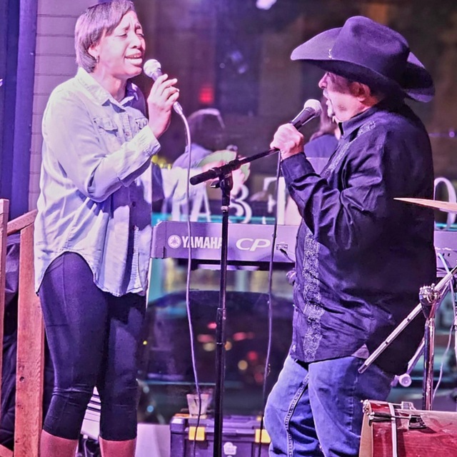 Len - Band in San Antonio TX - BandMix.com