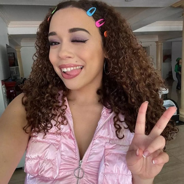 Clara - Band in Norcross GA - BandMix.com