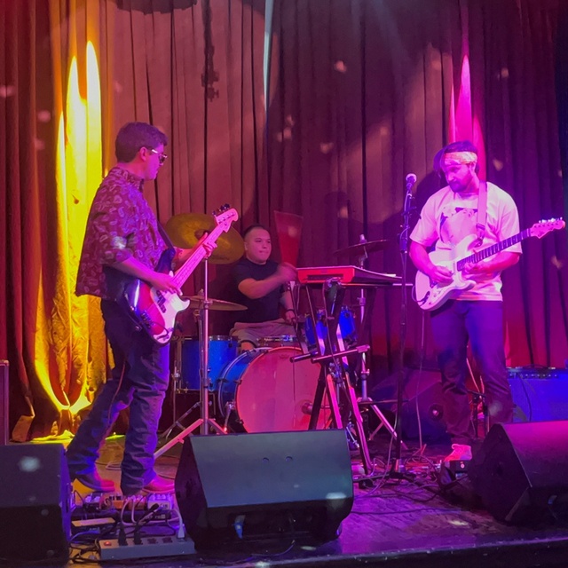 von - Band in Austin TX - BandMix.com