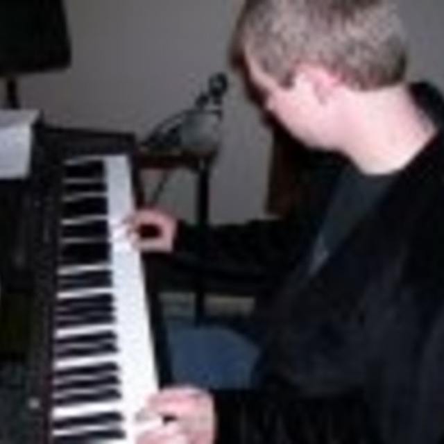 Justin Qualls - Band in Clarksville AR - BandMix.com
