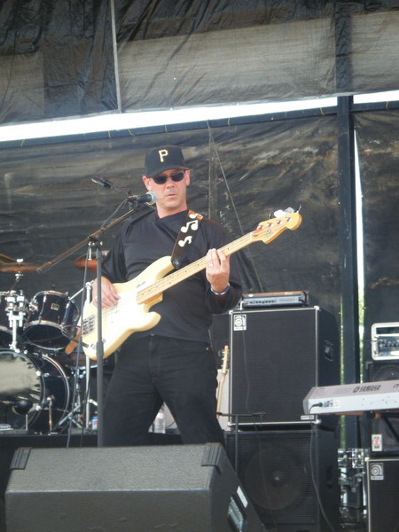 Professor D Lee Howe - Musician in Lancaster PA - BandMix.com