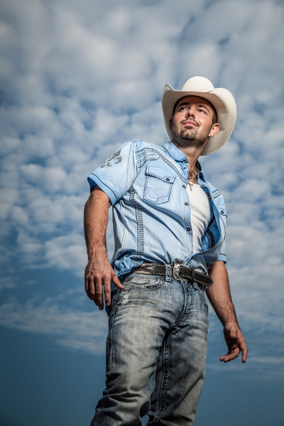 Dalton Travis Gray - Band in Gatlinburg TN - BandMix.com