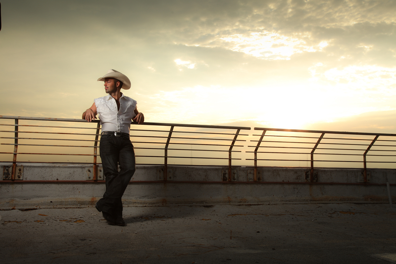 Dalton Travis Gray - Band in Gatlinburg TN - BandMix.com