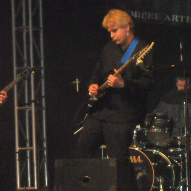 Garry Boyer - Band in Ventura CA - BandMix.com