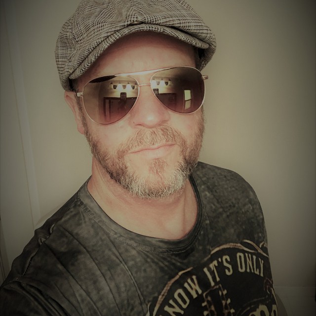 Dave Bennett - Musician in Evansville IN - BandMix.com