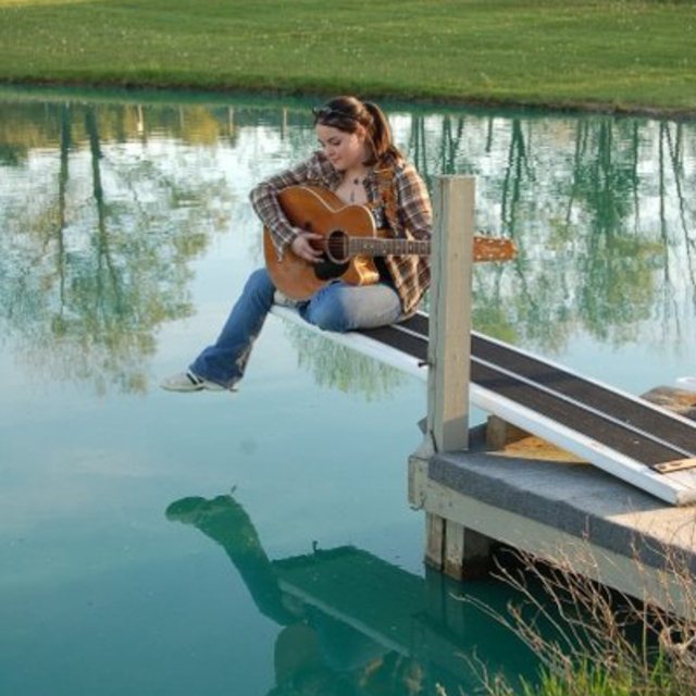 Shaley Barron - Musician in North Lawrence OH - BandMix.com