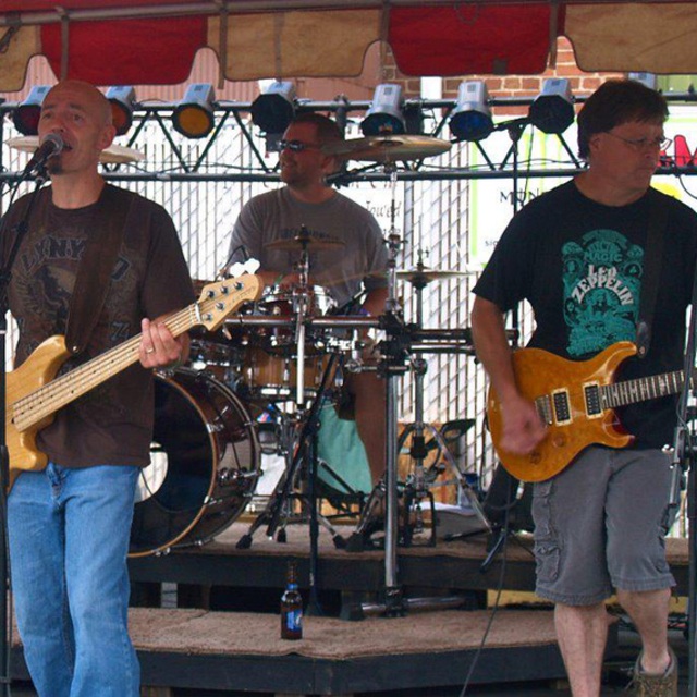 Midnight Flyer - Band in Canton IL - BandMix.com