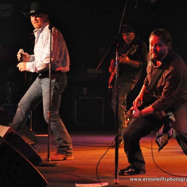 Scott Dickson & Company - Band in Greenfield IN - BandMix.com