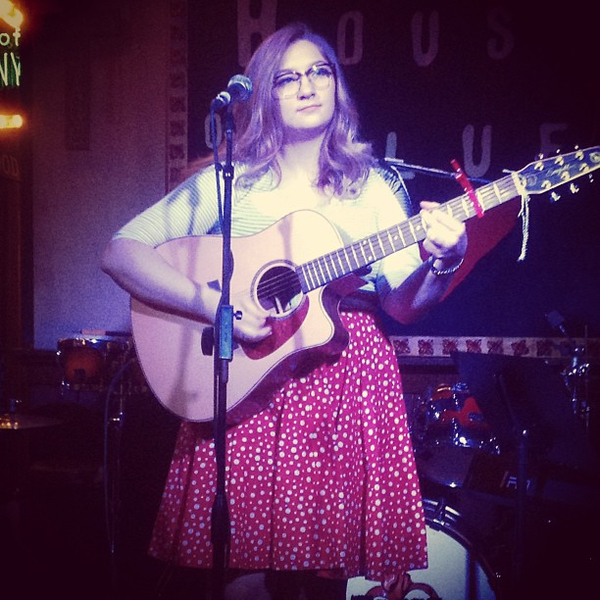 Roxanne Reed - Band in San Diego CA - BandMix.com