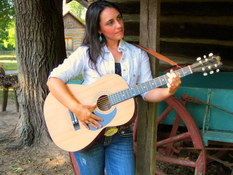 Amanda Grace - Musician in Fayetteville AR - BandMix.com