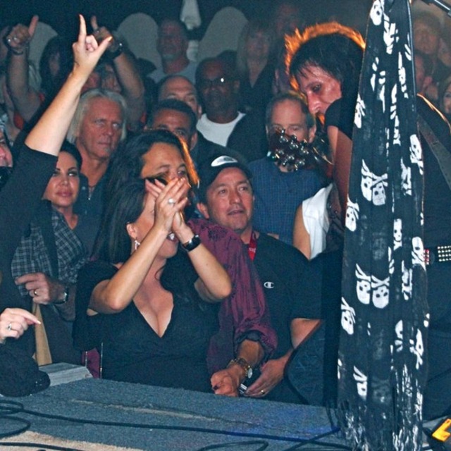 K.K. MARTIN - Musician in Huntington Beach CA - BandMix.com